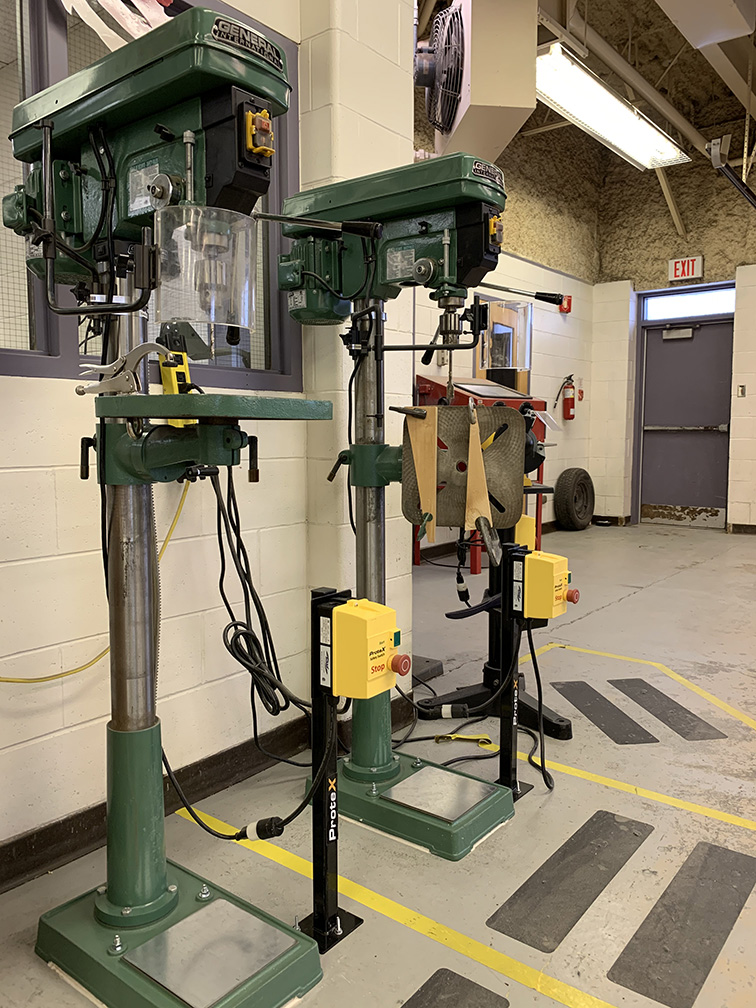 ProteX Magnetic Switch Floor Stand • Canadian Woodworker