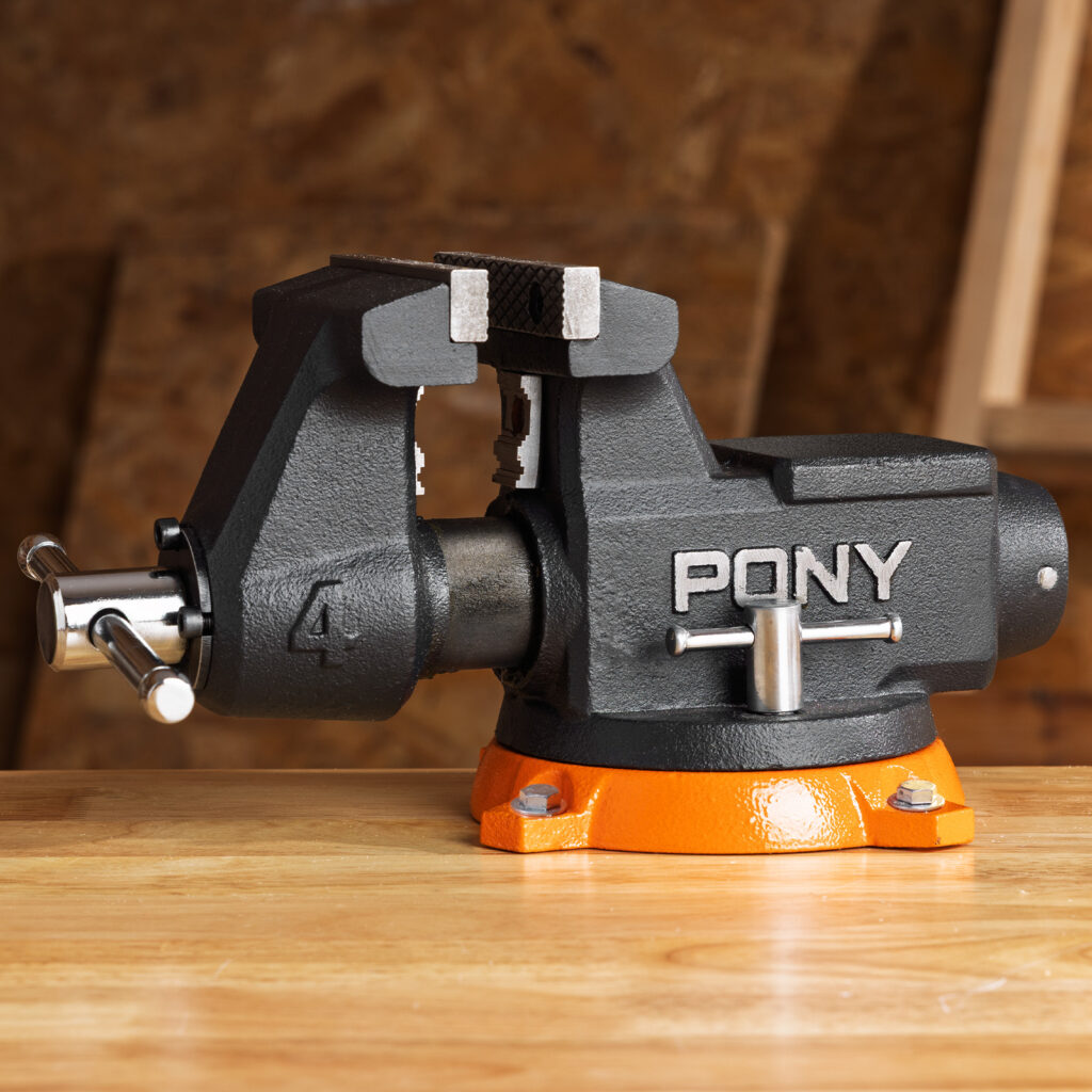 Pony 4″ Commercial HD Swivel Bench Vice – Canadian Woodworker